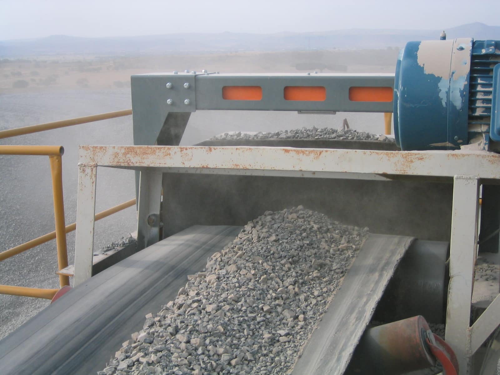 Aggregate Belt Scale | Sensortechnik Optical Belt Scale