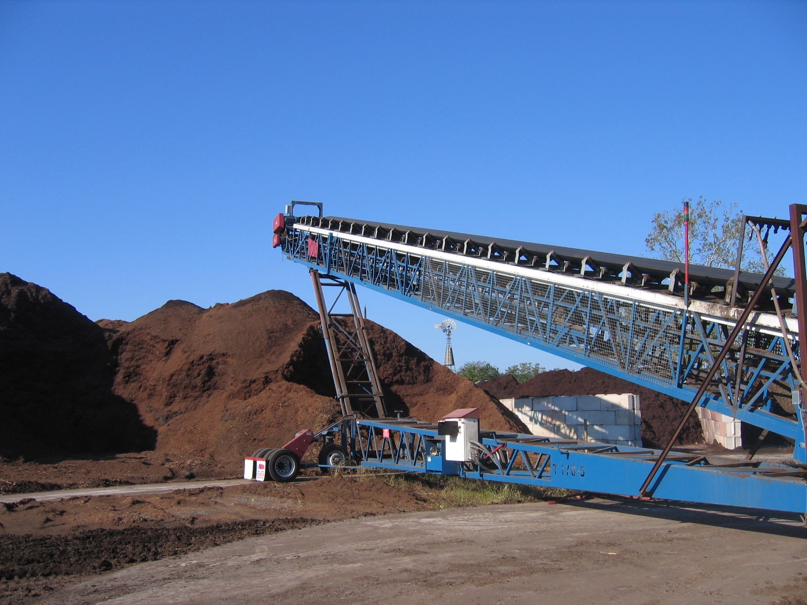 Soil & Mulch Belt Scale | Sensortechnik Optical Belt Scale